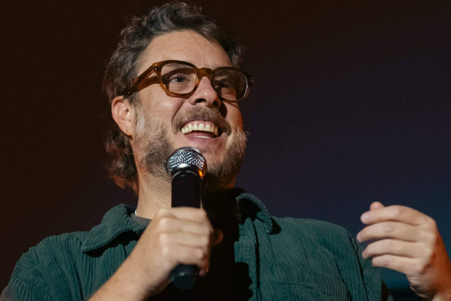 José Rafael Guzmán lleva su humor ácido a España y Portugal en ...
